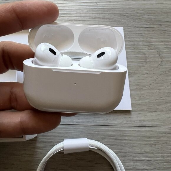 Apple | Headphones | Airpods Pro 2nd Generation With Magsafe Wireless ...